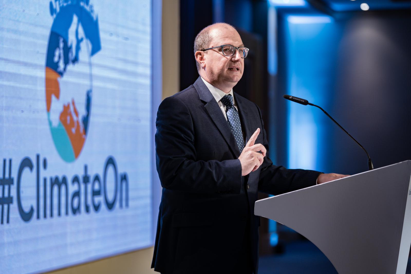 Higher financing opportunities for energy-efficient buildings - Stefan ...